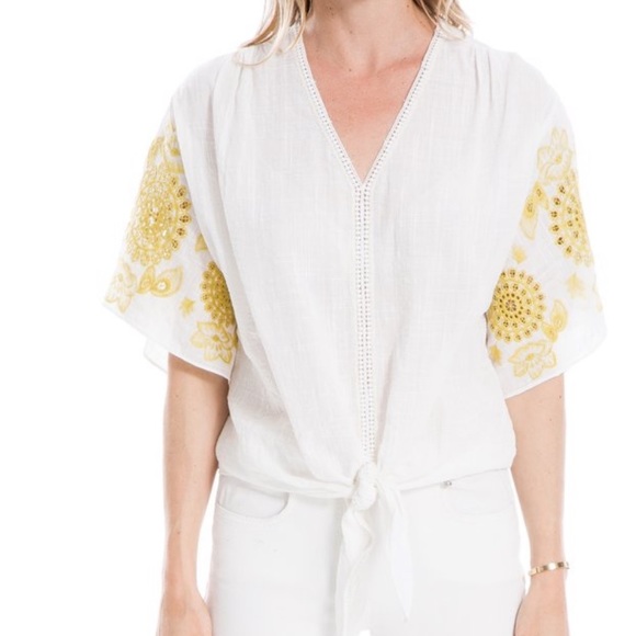 Max Studio | Tops | Brand New Max Studio Womens Embroidered Short ...